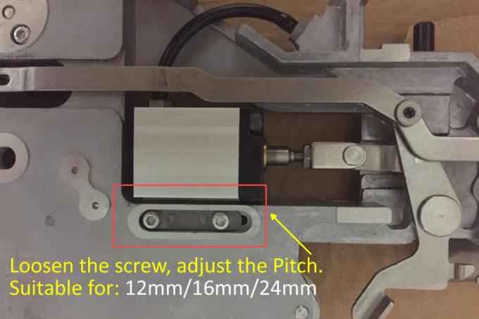 12mm Yamaha Pneumatic SMT Feeder For CHMT530P4 / 560P4 / 761 Smt Pnp ...